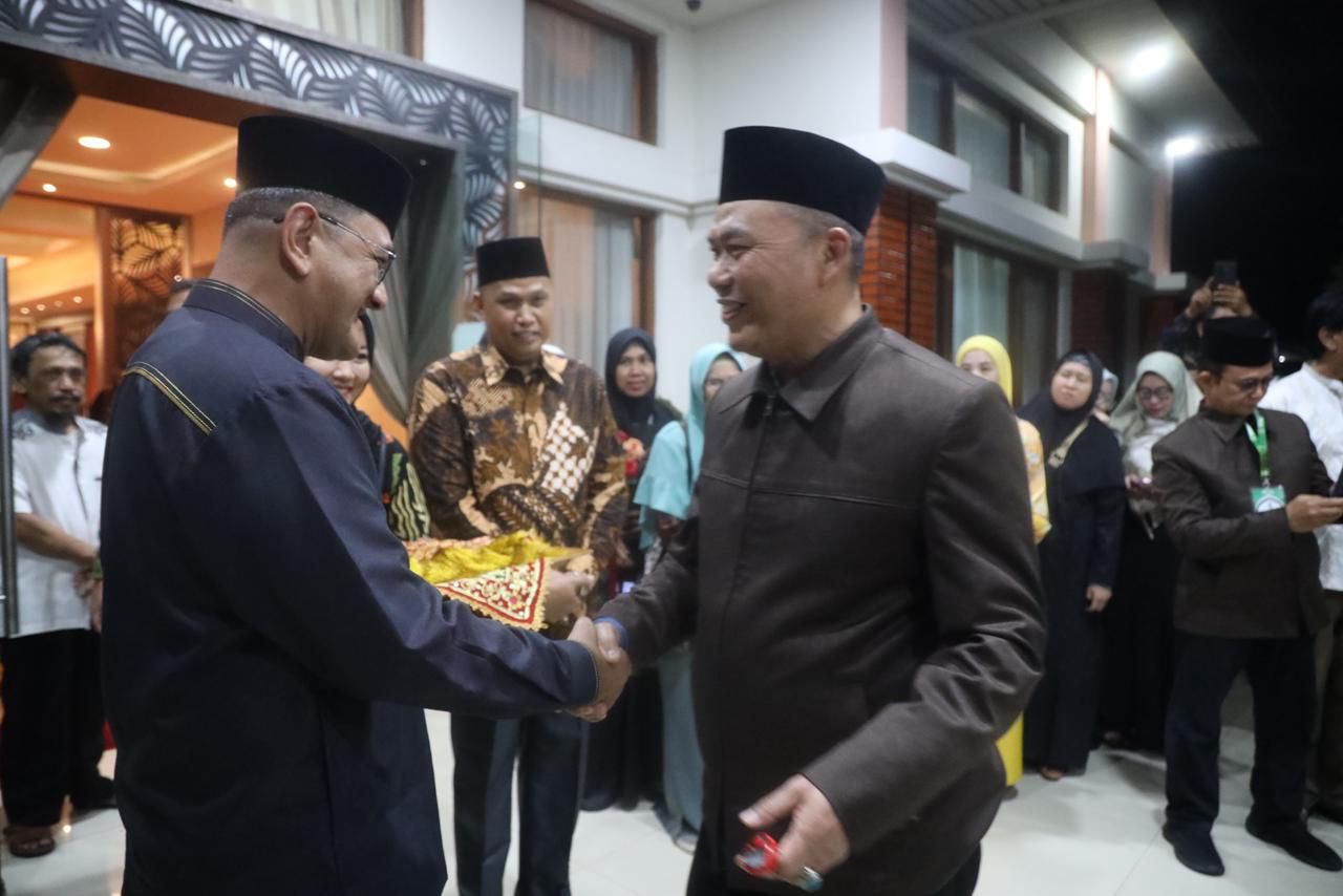 Torehkan Prestasi Gemilang Raih Juara 3 Nasional STQH XXVIII Sultra, Sekda Edward Candra Sambut ...